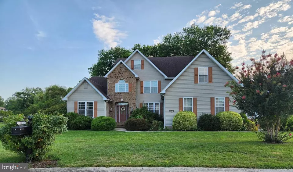 104 Cardinal Hills Pkwy, Dover, DE 19904 | 18 Photos - Movoto