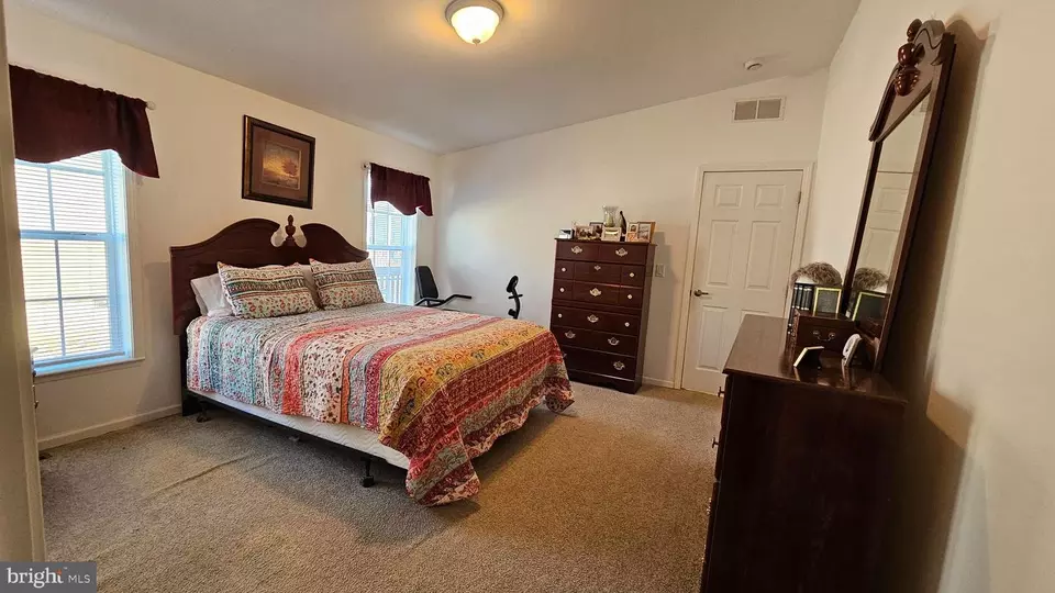 926 Appleberry Dr, Smyrna, DE 19977 | MLS# DEKT2043862 | 41 Photos - Movoto