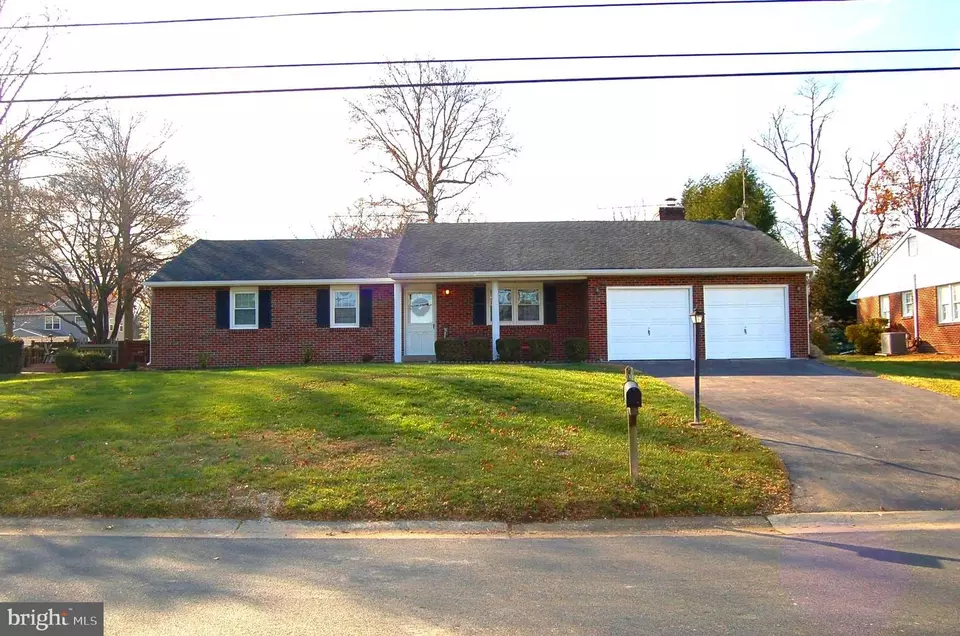 2206 Old Orchard Rd, Wilmington, DE 19810 | 38 Photos - Movoto