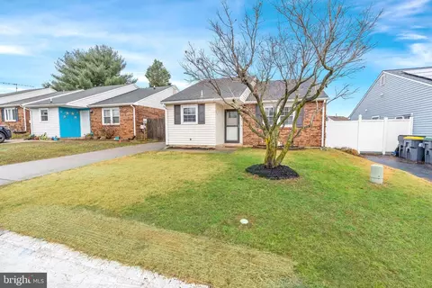 207 Deep Creek Ter, Bear, DE 19701 | 27 Photos - Movoto