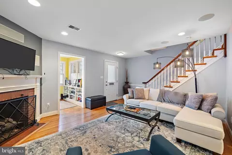 1704 N Rodney St, Wilmington, DE 19806 | 25 Photos - Movoto