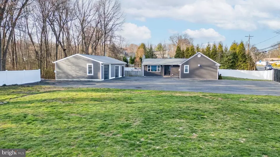 1646 Bear Corbitt Rd, Bear, DE 19701 | 43 Photos - Movoto