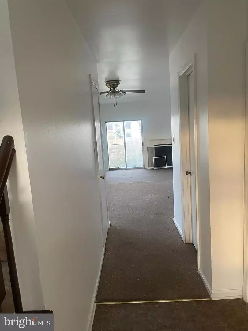 16 Ross Ct, Newark, DE 19702 | 10 Photos - Movoto