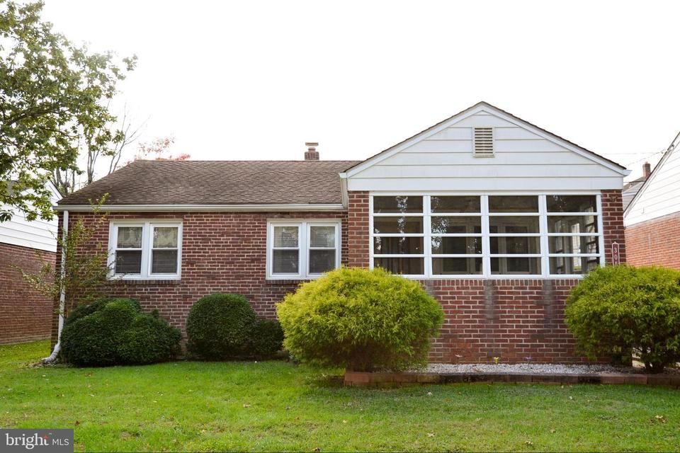 305 Rosemont Dr, Wilmington, DE 19804 | 33 Photos | MLS #DENC512360 ...