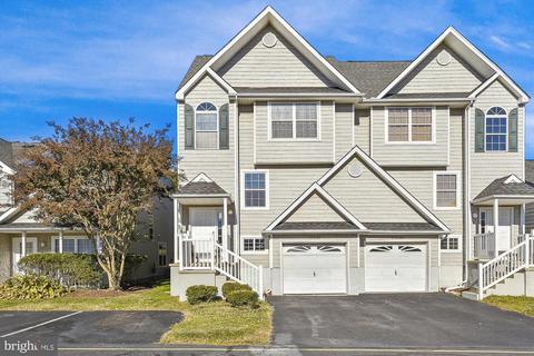 Condo/Townhouse Homes for Sale in Lewes DE