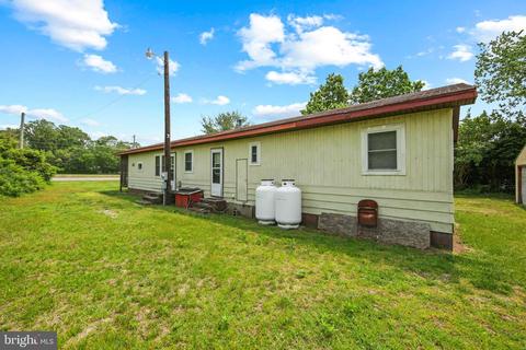 30696 Gull Point Rd, Millsboro, DE 19966 | 39 Photos - Movoto
