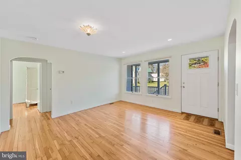 25 Central Ave, Ocean View, DE 19970 | 54 Photos - Movoto