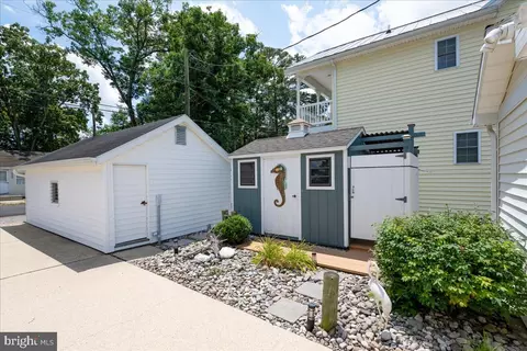 28014 Possum Point Rd, Millsboro, DE 19966 | 61 Photos - Movoto