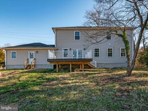 8134 Solley Rd, Pasadena, MD 21122 | 45 Photos - Movoto