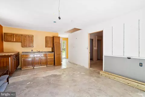 1418 Shady Rest Rd, Shady Side, MD 20764 | 39 Photos - Movoto