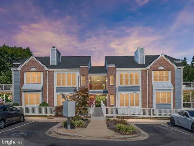 2706 Summerview Way #303, Annapolis, MD 21401 | 37 Photos - Movoto