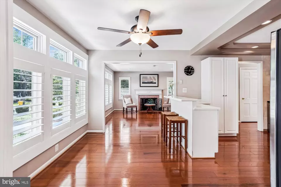 3140 Anchorage Dr, Annapolis, MD 21403 | MLS# MDAA2117172 | 56 Photos ...