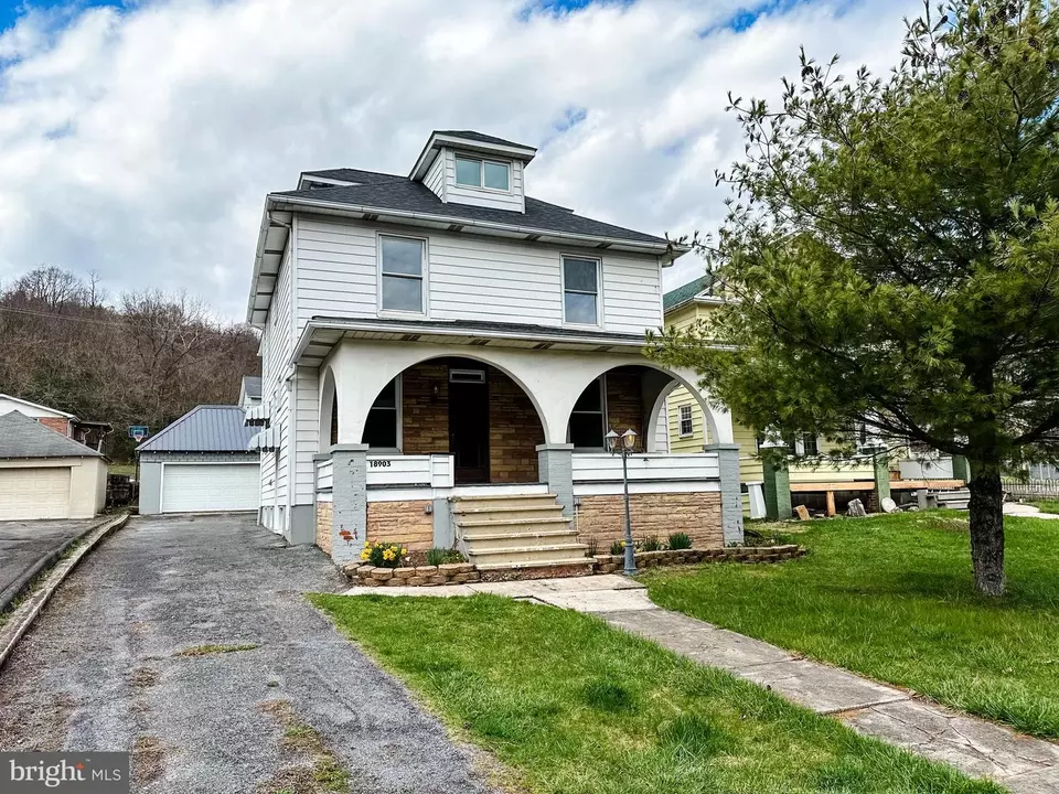 18903 Legislative Rd SW, Barton, MD 21521 | 40 Photos - Movoto