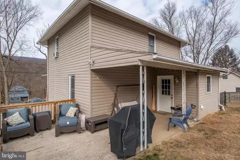529 B St, La Vale, MD 21502 | MLS# MDAL2013800 | 35 Photos - Movoto