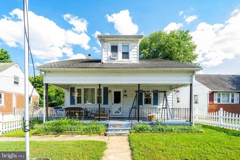 1215 E Homberg Ave, Essex, MD 21221 | 29 Photos | MLS #MDBC2047214 - Movoto