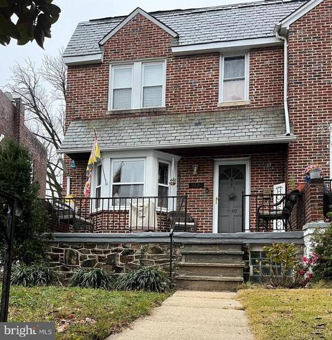 Condo/Townhouse Homes with 2+ Bedrooms for Sale in Catonsville MD.