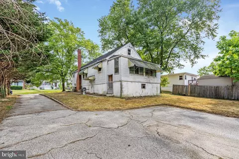 8134 Old Philadelphia Rd, Rosedale, MD 21237 | 33 Photos - Movoto