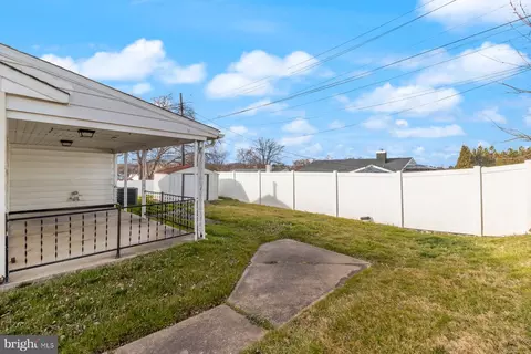 2502 Putty Hill Ave, Parkville, MD 21234 | 27 Photos - Movoto