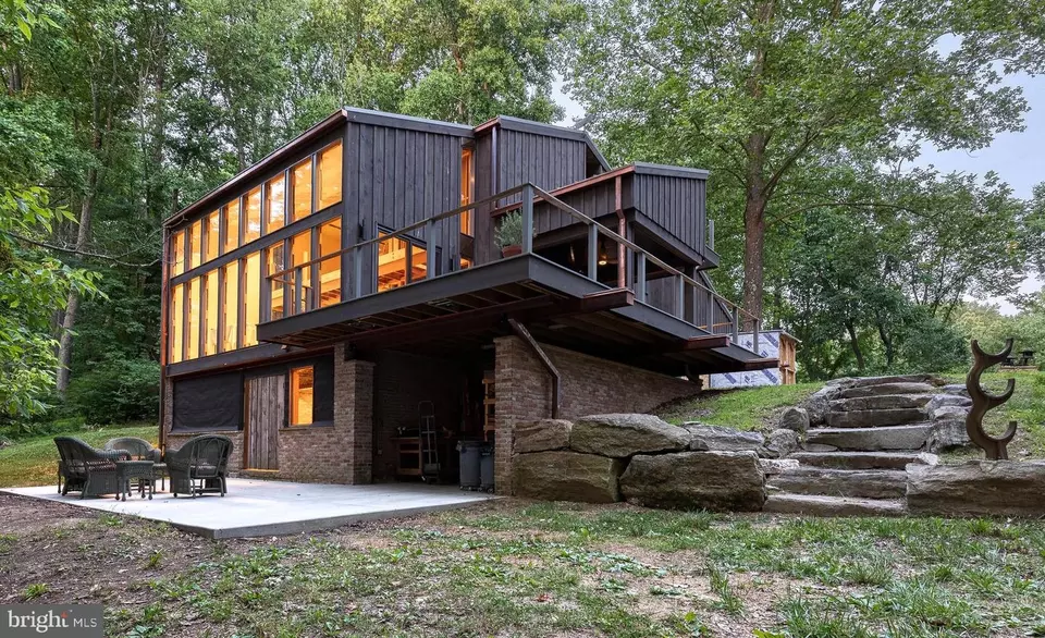 16220 Falls Rd, Monkton, MD 21111 | 64 Photos - Movoto