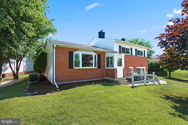 8403 Kings Ridge Rd, Parkville, MD 21234 | 41 Photos - Movoto