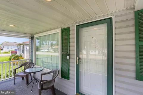 535 Compass Rd, Middle River, MD 21220 | 43 Photos - Movoto