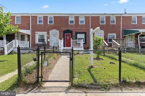Middle River, MD Condos & Townhouses with 3 Beds & 2 Baths For Sale ...