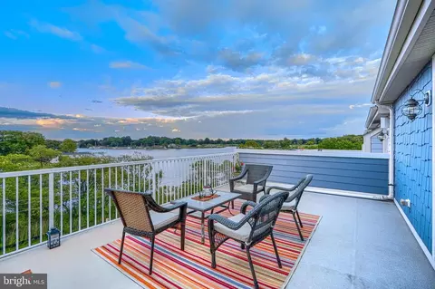 8502 Lynch Rd, Dundalk, MD 21222 | MLS# MDBC2163090 | 53 Photos - Movoto