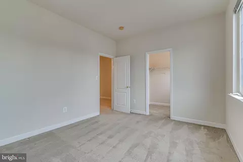 2074 Downshire Ct, Waldorf, MD 20603 | 47 Photos - Movoto