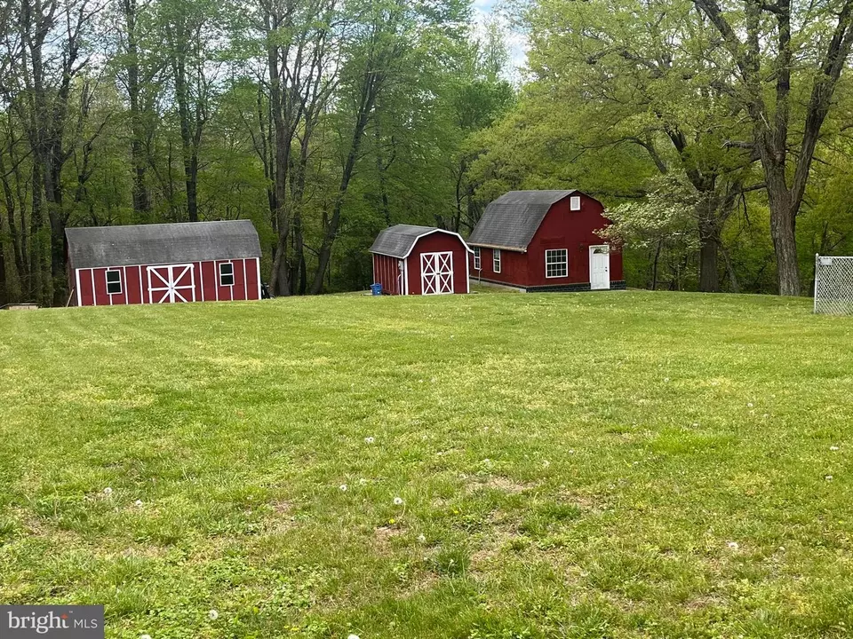 4050 Ravine Dr, White Plains, MD 20695 | 3 Photos - Movoto