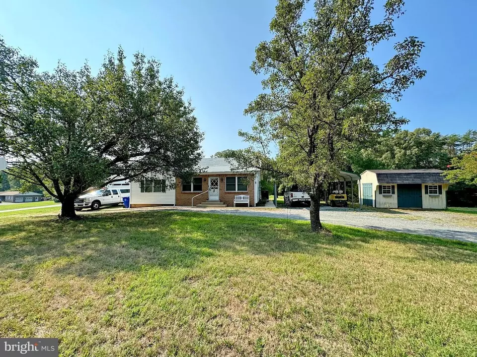 14987 Bassford Rd, Waldorf, MD 20601 | 59 Photos - Movoto