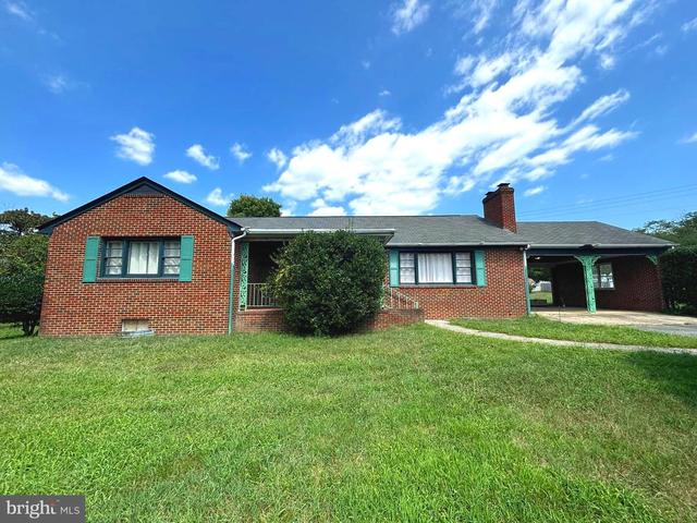 310 Spruce St, La Plata, MD 20646 | 40 Photos - Movoto