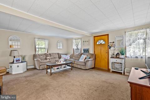 3313 Uniontown Rd, Westminster, MD 21158 | 45 Photos | MLS #MDCR2010036 ...