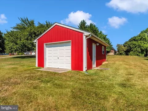 2407 Lawndale Rd, Finksburg, MD 21048 - Movoto