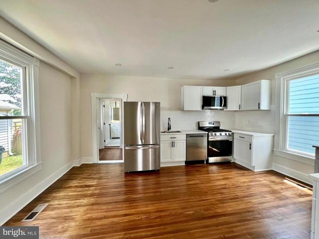 204 Choptank Ave, Cambridge, MD 21613 | 21 Photos - Movoto