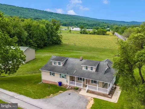 11920 Auburn Rd, Thurmont, MD 21788 | 67 Photos - Movoto