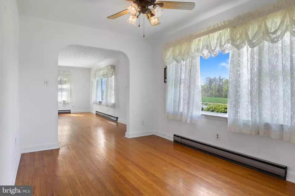 1629 Scott Rd, Pylesville, MD 21132 | MLS# MDHR2042132 | 41 Photos - Movoto