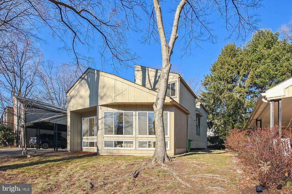 8982 Blue Pool, Columbia, MD 21045 | 36 Photos - Movoto