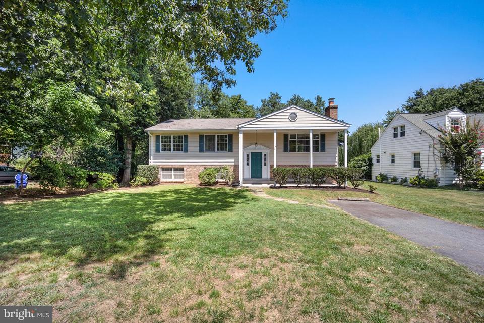 10321 Parkman Rd, Silver Spring, MD 20903 | 40 Photos - Movoto