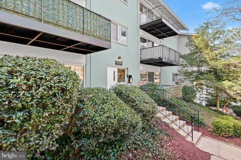 8700 Manchester Rd #4, Silver Spring, MD 20901 | 24 Photos - Movoto