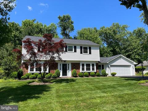 14120 Beechvue Ln, Silver Spring, MD 20906 | 33 Photos - Movoto