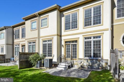 8209 River Quarry Pl, Bethesda, MD 20817 | 39 Photos | MLS #MDMC2097028 ...