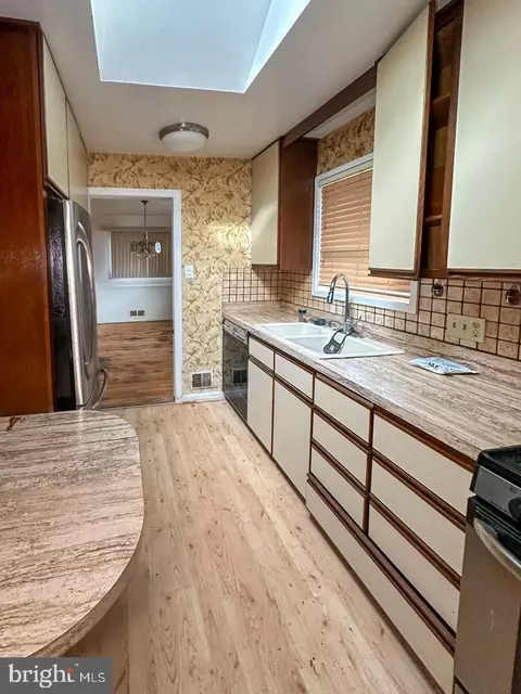 2416 Homestead Dr, Silver Spring, MD 20902 | 25 Photos - Movoto