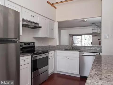 25 Pickering Ct #202, Germantown, MD 20874 | 33 Photos - Movoto