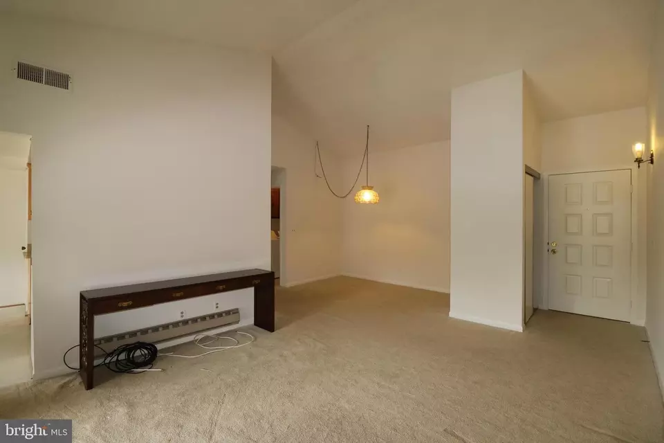 15300 Beaverbrook Ct #88-3D, Silver Spring, MD 20906 | 16 Photos - Movoto