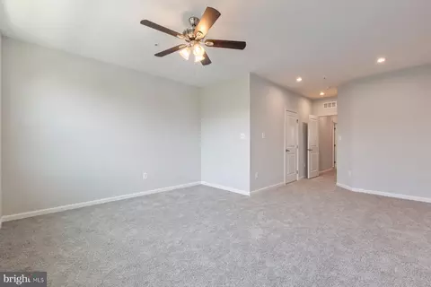 13742 Dovekie Ave #405L, Clarksburg, MD 20871 | 34 Photos - Movoto