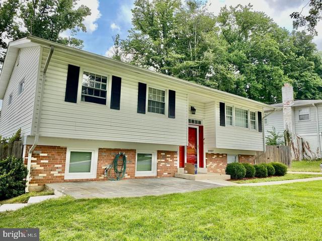 14407 Oakvale St, Rockville, MD 20853 | 17 Photos - Movoto