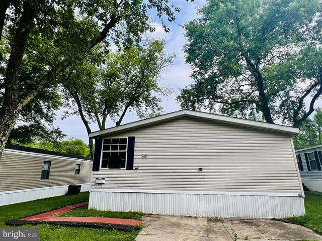 8601 Temple Hill Rd, Temple Hills, MD 20748 | 5 Photos - Movoto