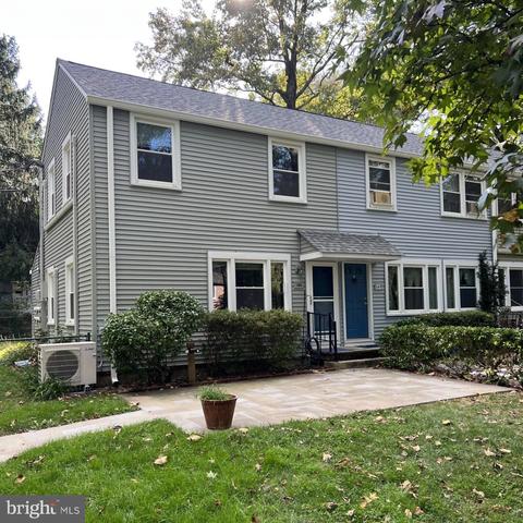 14 E Ridge Rd, Greenbelt, MD 20770 | 22 Photos - Movoto