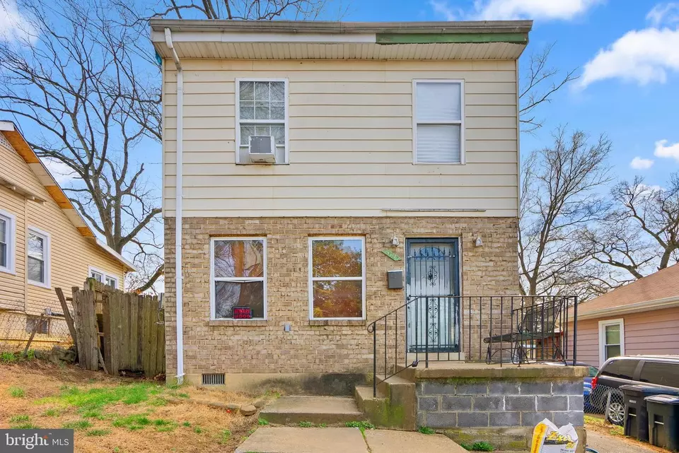 5707 Davey St, Capitol Heights, MD 20743 | 21 Photos - Movoto