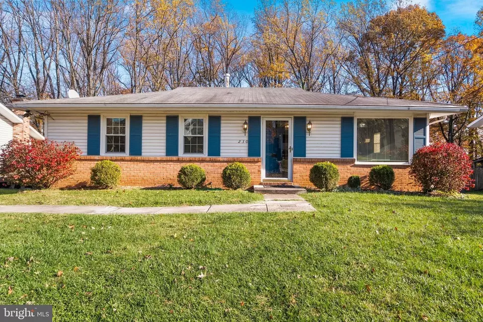 230 Lastner Ln, Greenbelt, MD 20770 | 30 Photos - Movoto